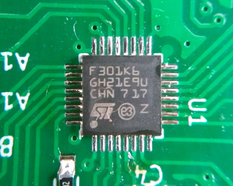 UFQFPNパッケージの手はんだ付け | 松原UIデザイン